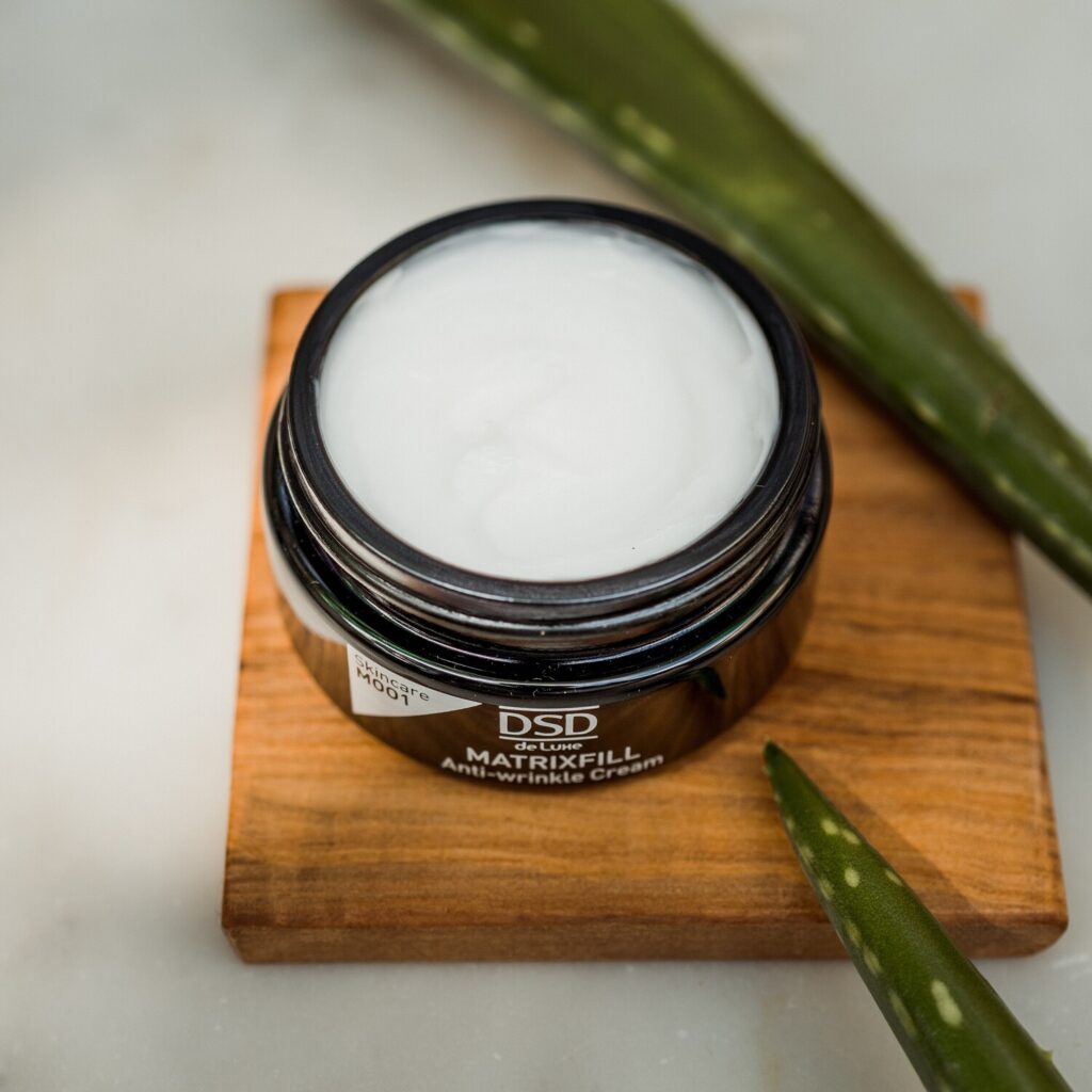 M001 MATRIXFILL ANTI-WRINKLE CREAM - Divination Simone DeLuxe